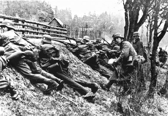 German soldiers fighting - Eastern Front | REIBERT.info